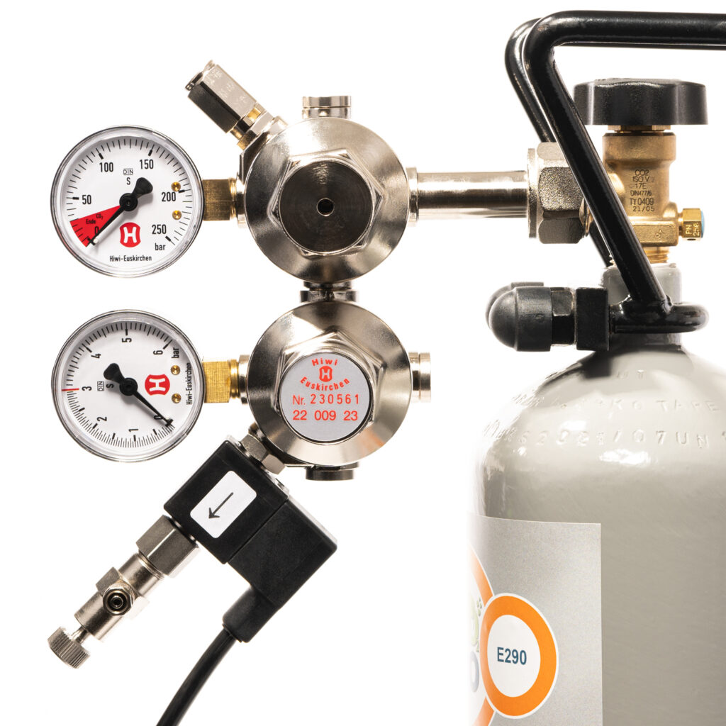 HIWI CO2-Druckminderer für Aquarien. Single und Doppelkammer. Mit u ...